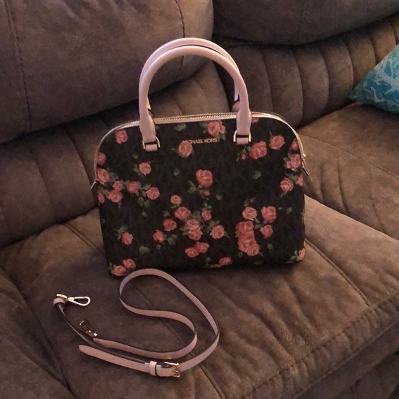 Michael Kors | Bags | Michael Kors Cindy Brown Floral Flower Signature ...